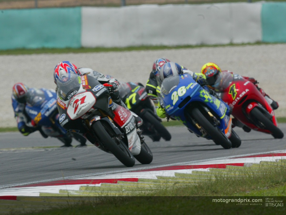 125cc World Championship 2002 season review | MotoGP™