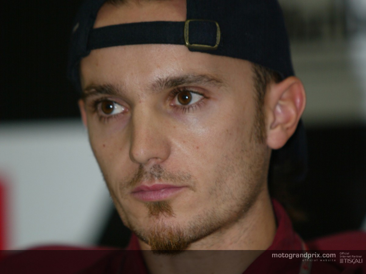 Vincent replaces Youichi Ui in the Sterilgarda Racing team | MotoGP™