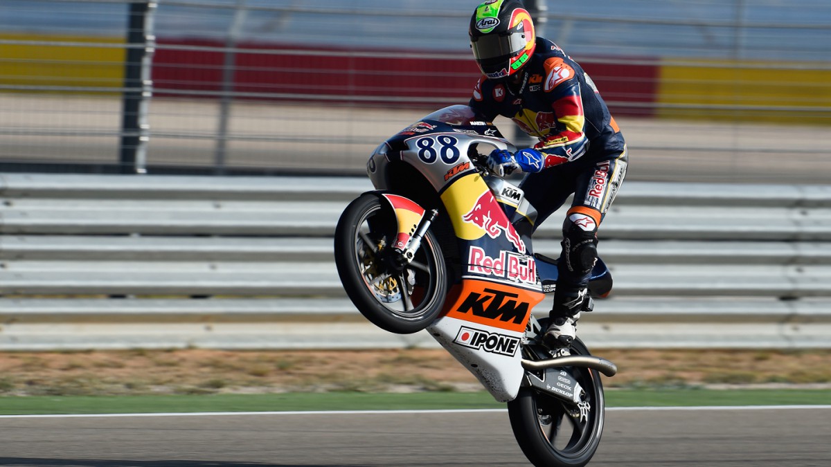 Martin takes 2014 Red Bull MotoGP Rookies Cup title | MotoGP™