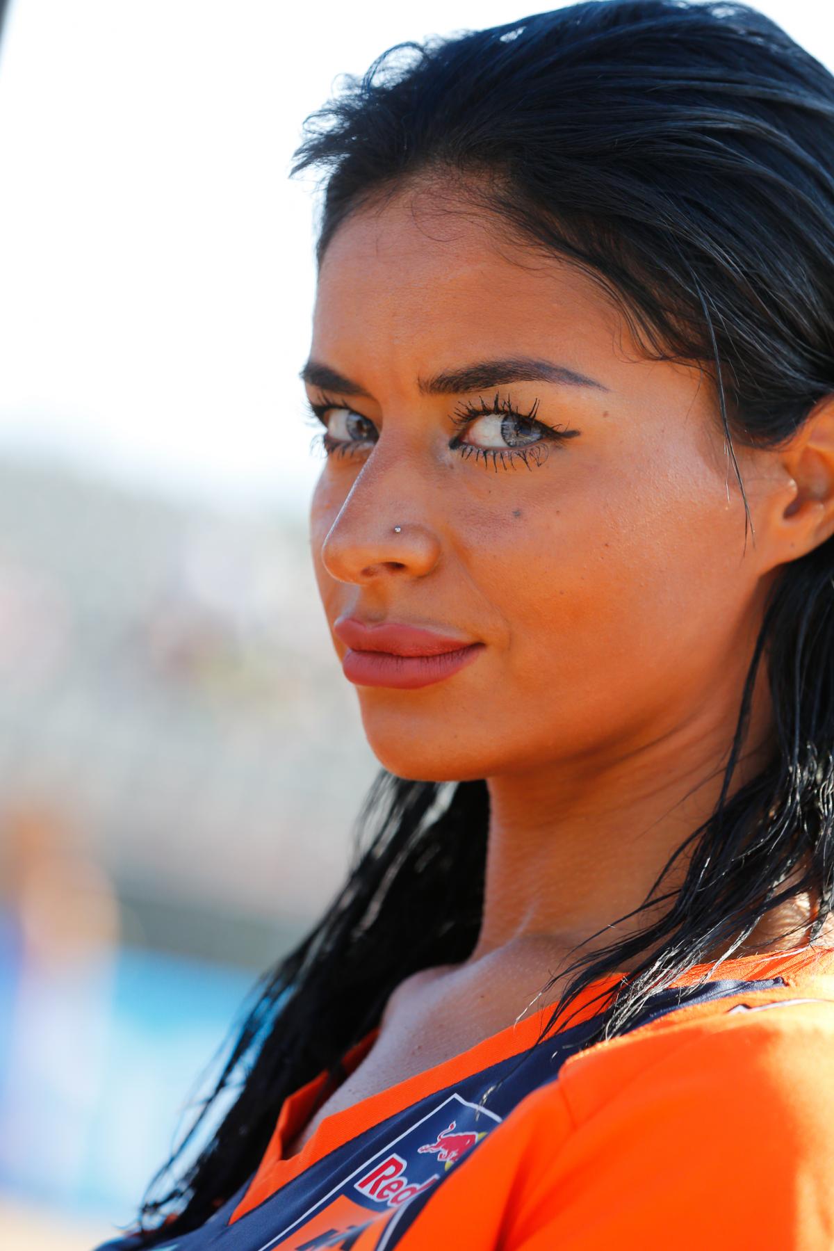 Motogp Paddock Girls Wallpaper