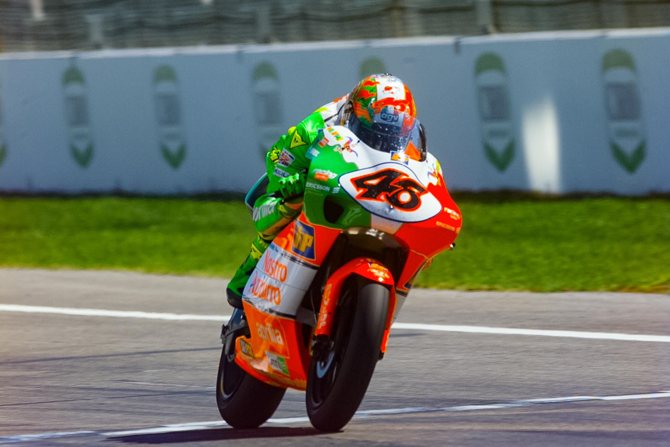 Photo gallery: Valentino Rossi's 1996-2021 bike evolution | MotoGP™